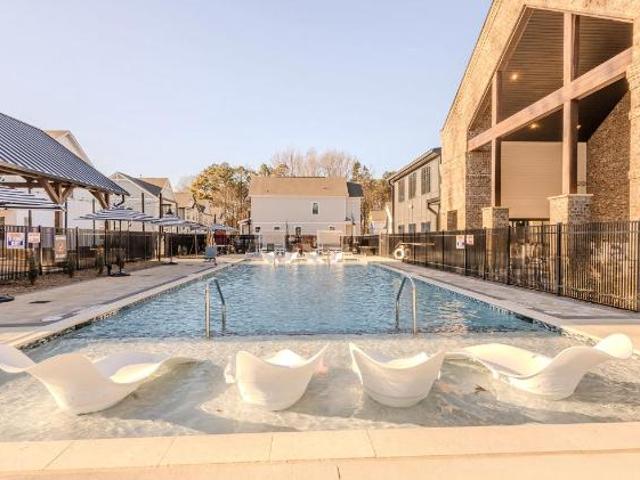 1 Br, 1 bath, Apartment 3110 Doe River Wy