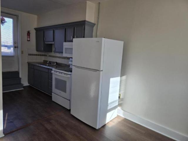 1 Br, 1 bath, Apartment 31 West King St