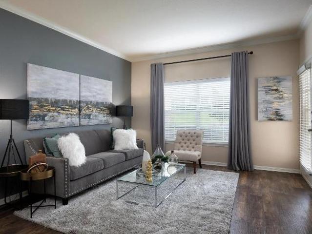 1 Br, 1 bath, Apartment 3250 Hudson Xing
