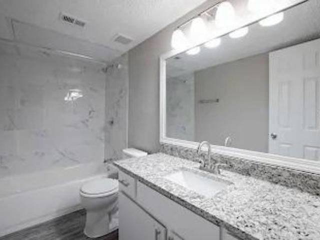 1 Br, 1 bath, Apartment 3203 West Walnut Hill Lane