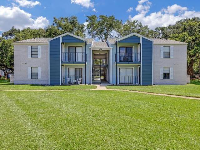 1 Br, 1 bath, Apartment 3205 E Olive Road