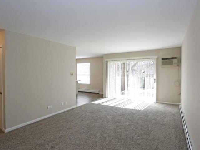 1 Br, 1 bath, Apartment 3211 Fox St
