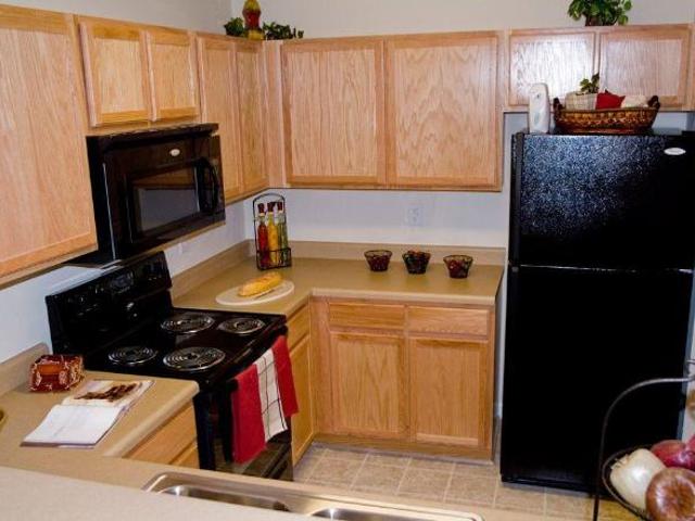 1 Br, 1 bath, Apartment 3211 Pridwen Cir