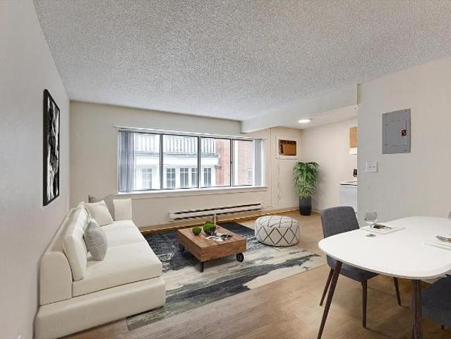 1 Br, 1 bath, Apartment 321 E 18th Avenue