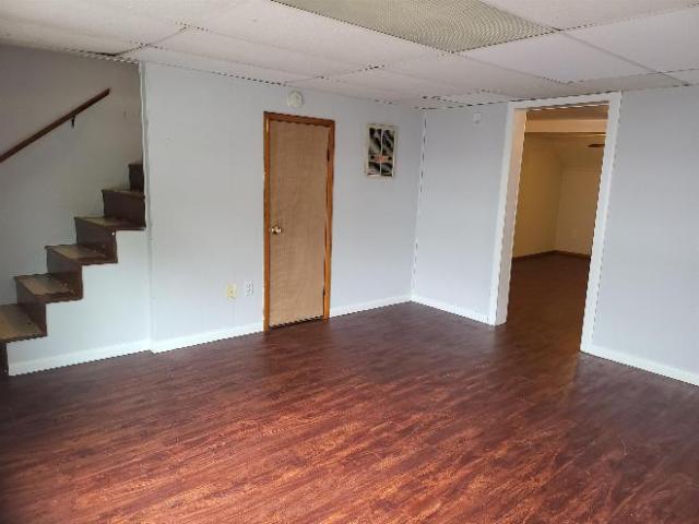 1 Br, 1 bath, Apartment 321 W Main St