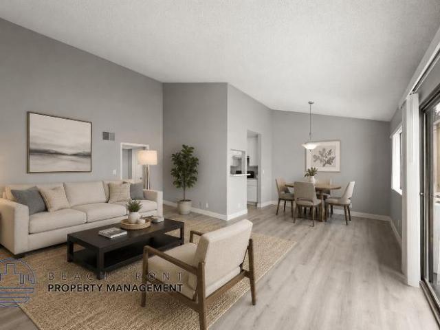 1 Br, 1 bath, Apartment 3223 Bagley Ave