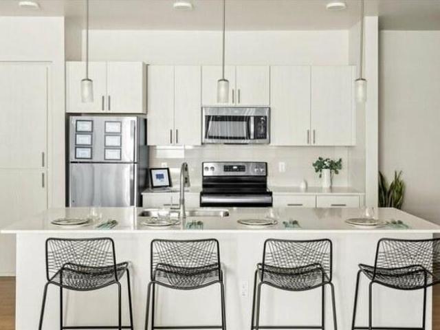 1 Br, 1 bath, Apartment 3223 N Algodon Way
