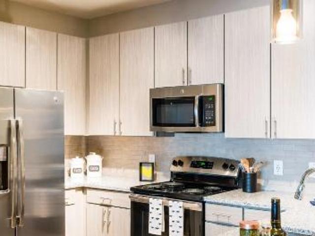 1 Br, 1 bath, Apartment 3220 Hatchet Bay Dr