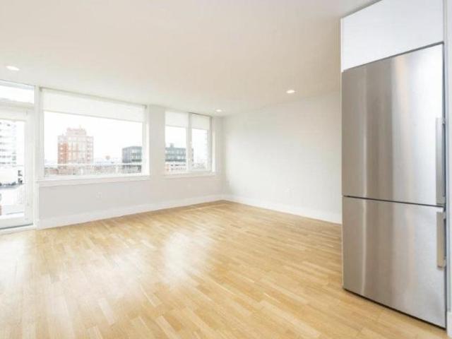 1 Br, 1 bath, Apartment 334 Harvard Street
