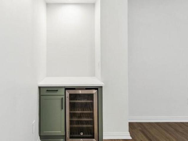 1 Br, 1 bath, Apartment 3324 McKinney Ave