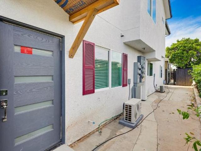 1 Br, 1 bath, Apartment 3330 Altadena Ave