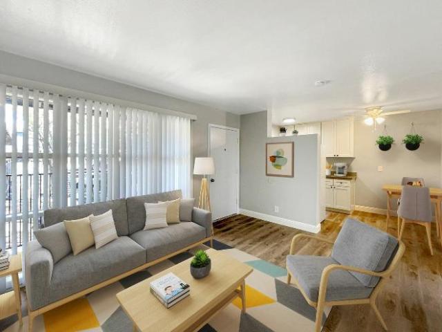 1 Br, 1 bath, Apartment 3405 Balmoral Drive