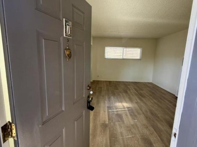 1 Br, 1 bath, Apartment 3432 Richland Dr