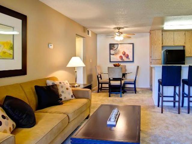 1 Br, 1 bath, Apartment 3500 Hathaway Avenue
