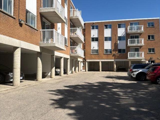 1 Br, 1 bath, Apartment 350 Regina Street North