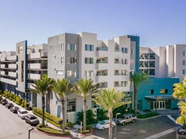 1 Br, 1 bath, Apartment 3530 E La Palma Avenue
