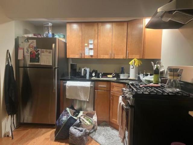 1 Br, 1 bath, Apartment 35 Clinton St