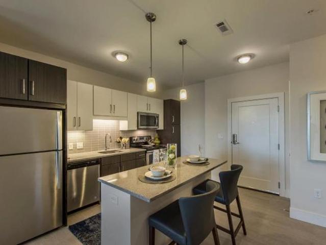 1 Br, 1 bath, Apartment 35 Harrington Ave