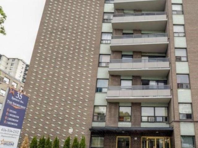 1 Br, 1 bath, Apartment 35 Spencer Avenue