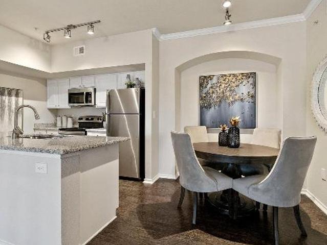 1 Br, 1 bath, Apartment 3653 Briargrove Ln