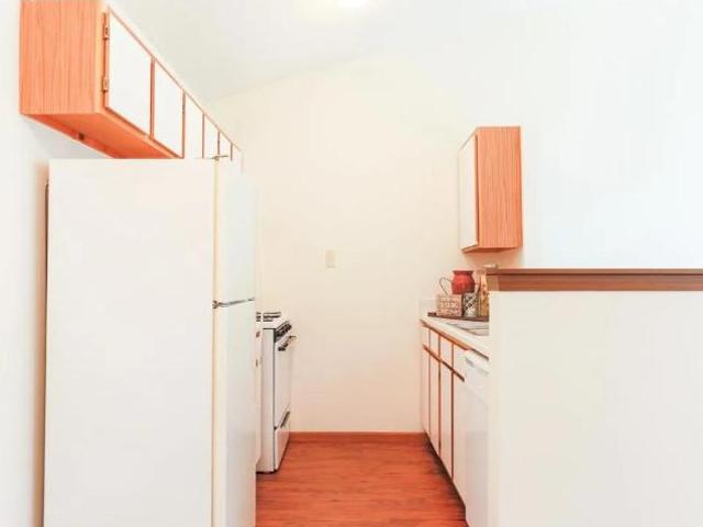 1 Br, 1 bath, Apartment 360 Colony Ln