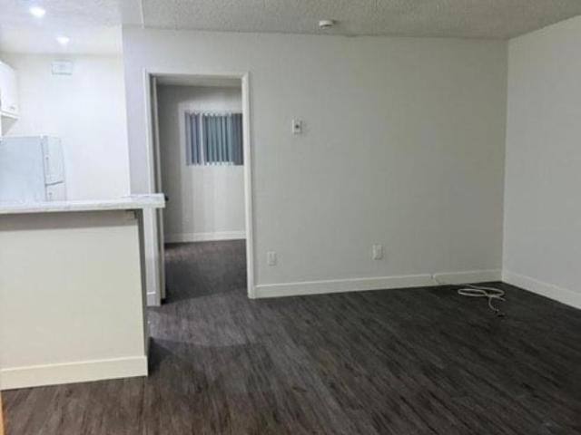 1 Br, 1 bath, Apartment 3624 Emerald St
