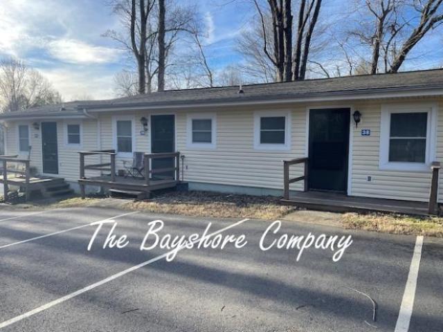 1 Br, 1 bath, Apartment 36 Aqua Dr