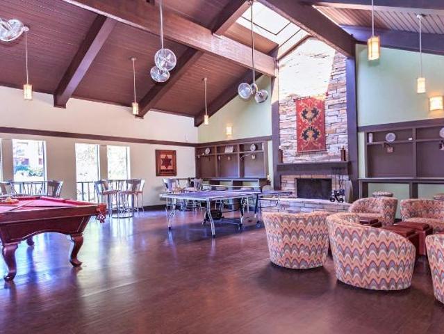 1 Br, 1 bath, Apartment 3701 N O&apos Connor Road