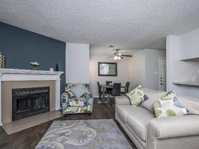 1 Br, 1 bath, Apartment 3737 Timberglen Road