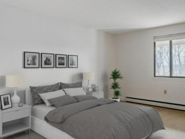 1 Br, 1 bath, Apartment 37 Chalmers St
