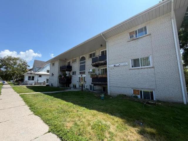 1 Br, 1 bath, Apartment 37 Moira Steet East
