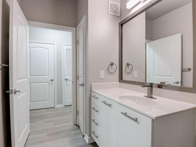 1 Br, 1 bath, Apartment 3850 West Northwest Highway Suite 1000