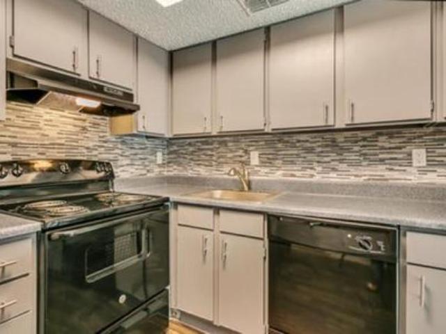 1 Br, 1 bath, Apartment 3875 Post Oak Blvd