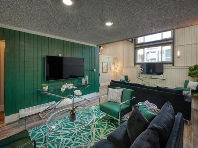 1 Br, 1 bath, Apartment 3803 Half Turn Rd