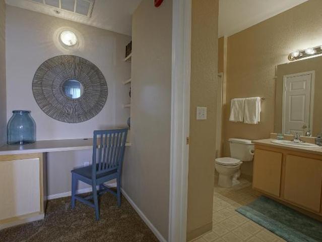 1 Br, 1 bath, Apartment 3800 Pike Rd