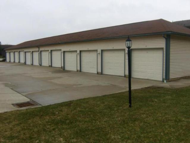 1 Br, 1 bath, Apartment 3811 Glen Eagles Boulevard