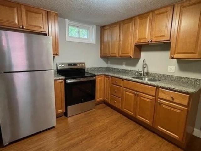 1 Br, 1 bath, Apartment 381 Privilege Street