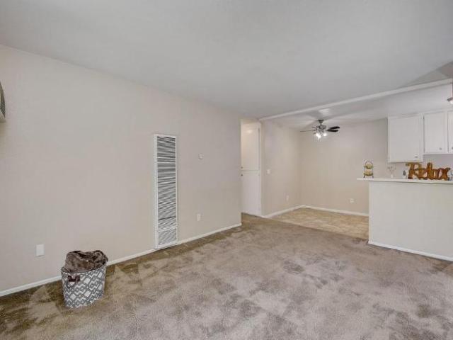 1 Br, 1 bath, Apartment 3931 Orange Ave