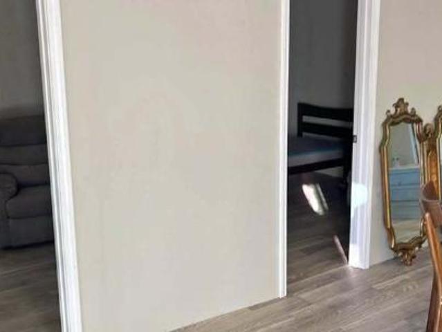 1 Br, 1 bath, Apartment 4027 Delree St