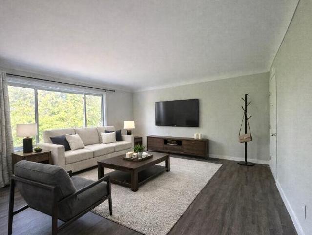 1 Br, 1 bath, Apartment 416 Nelson St