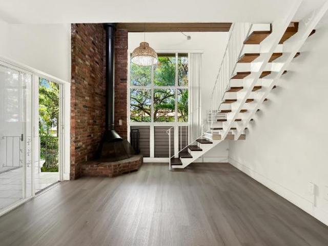 1 Br, 1 bath, Apartment 416 Santander Ave