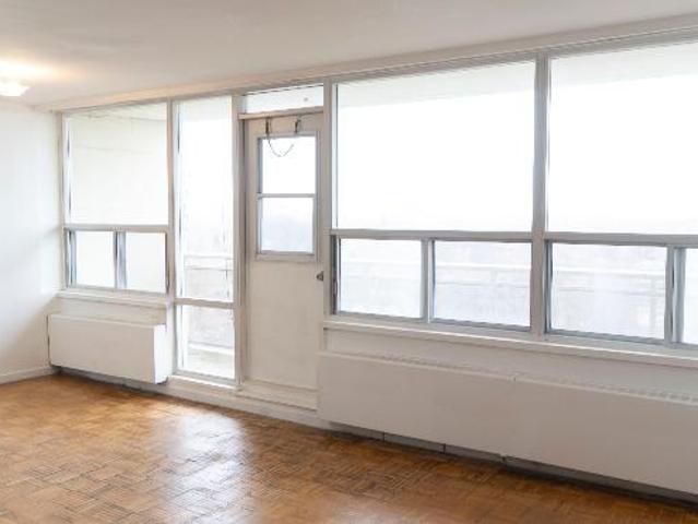 1 Br, 1 bath, Apartment 416 The Westway