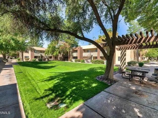 1 Br, 1 bath, Apartment 4101 W Union Hills Drive
