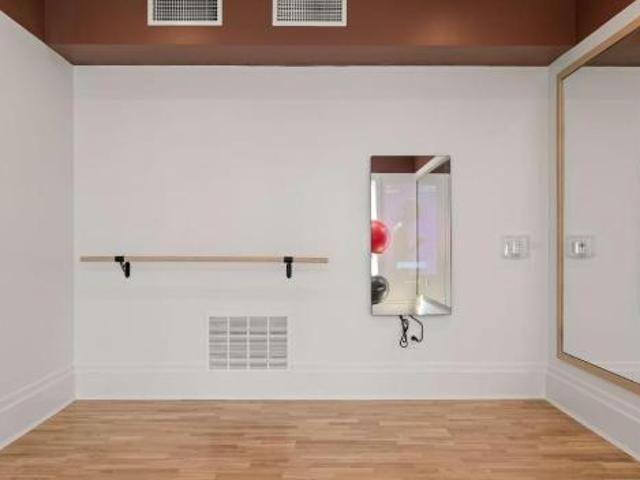 1 Br, 1 bath, Apartment 4101 Raleigh St