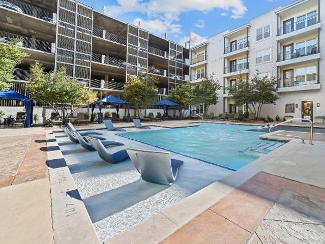 1 Br, 1 bath, Apartment 4110 Fairmount St