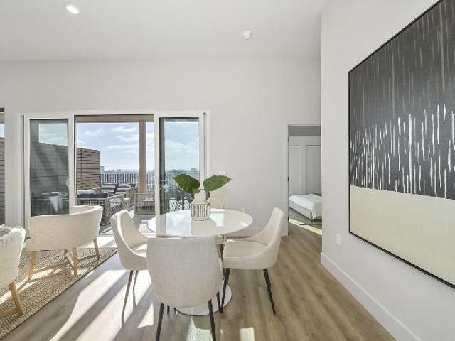 1 Br, 1 bath, Apartment 4250 Oregon St