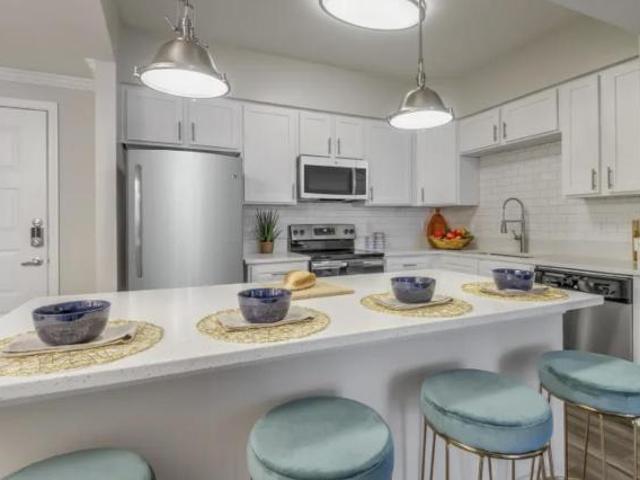 1 Br, 1 bath, Apartment 4209 Lassiter Mill Rd