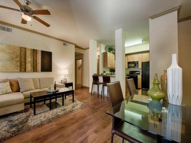 1 Br, 1 bath, Apartment 4225 E McDowell Rd