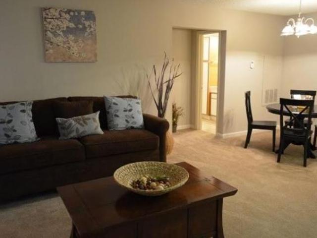 1 Br, 1 bath, Apartment 4300 Flat Shoals Rd