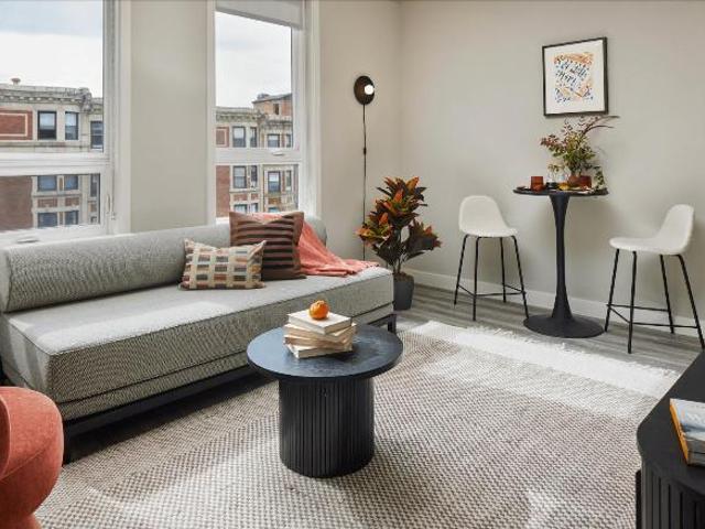 1 Br, 1 bath, Apartment 4301 Chestnut Street